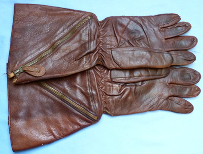 British WW2 Royal Air Force Officer's Leather Gauntlets