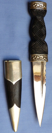 Scottish 20th Century Highland Military Skean Dhu Dagger and Scabbard