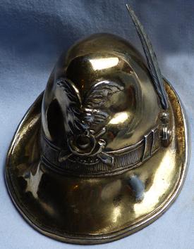 General militaria Archives - MilitariaHub